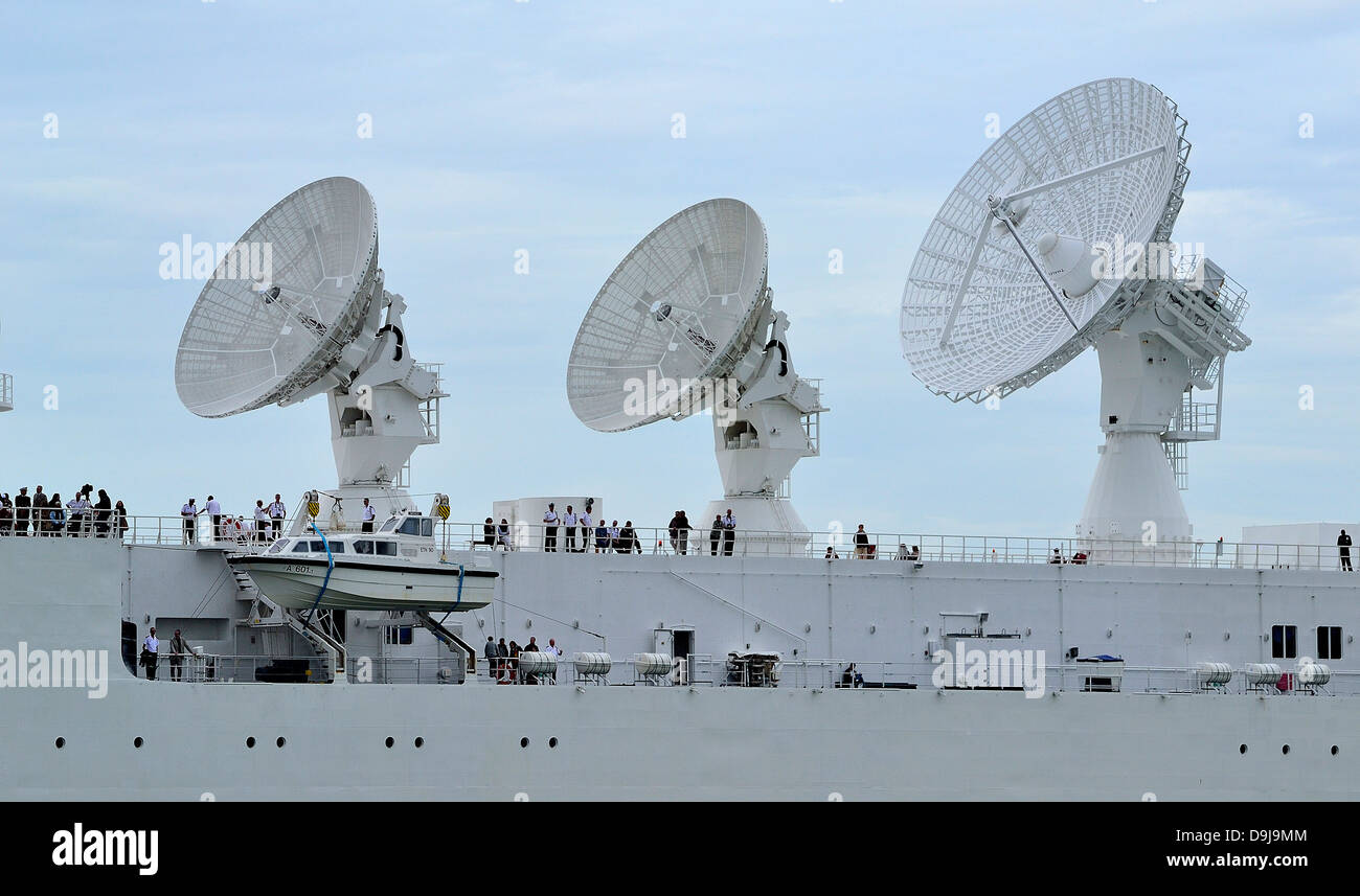 Monge (1990), french navy, home port : Brest (France). During 'Armada ...