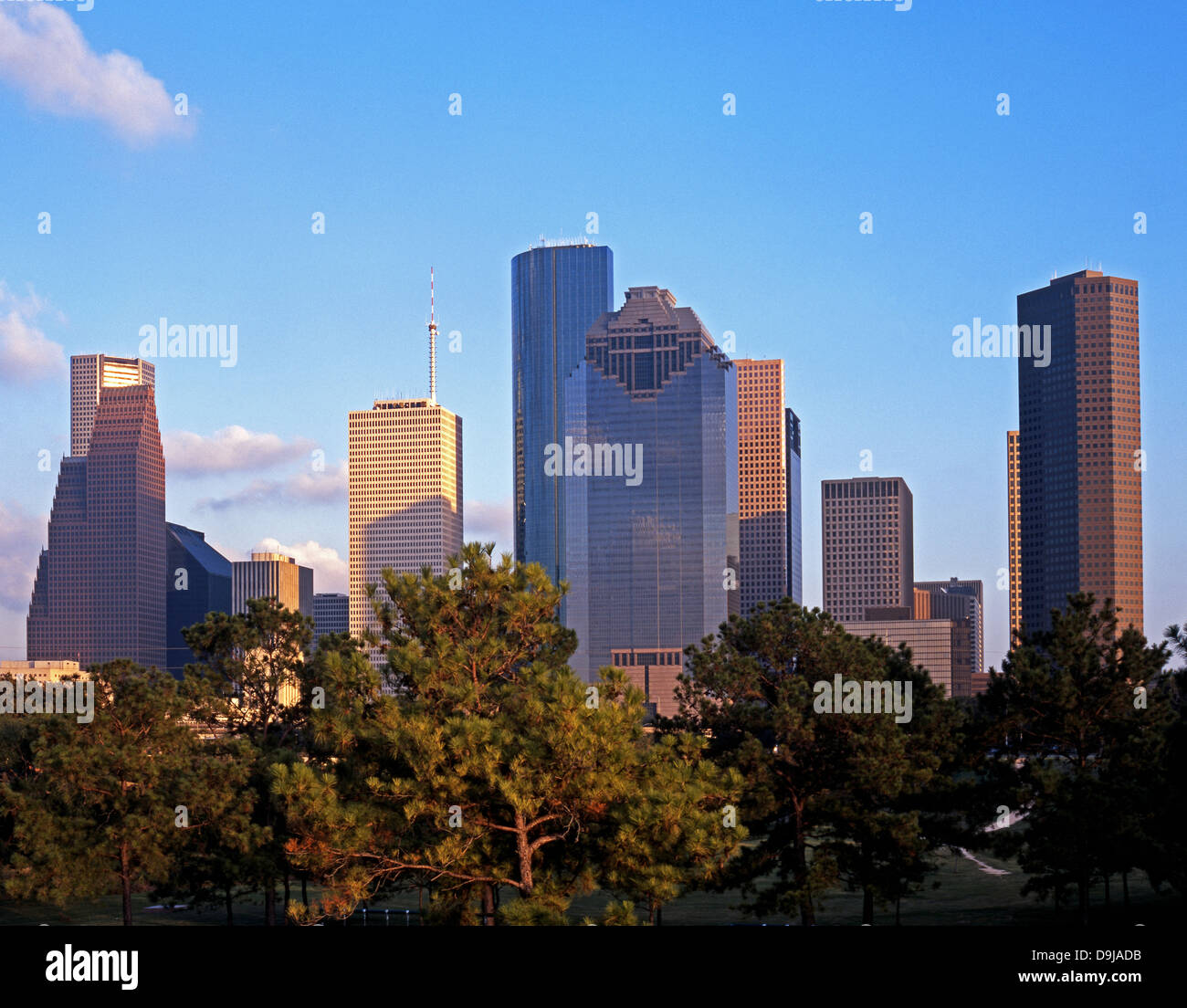 Wkylines hi-res stock photography and images - Alamy