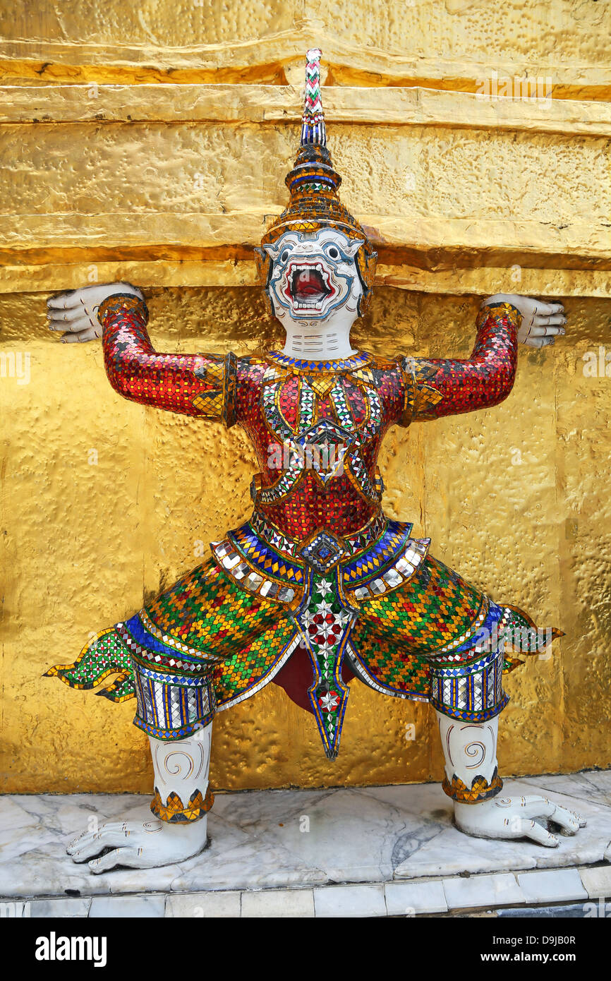 Yaksha Demon Statue, Wat Phra Kaew, Temple of the Emerald Buddha ...