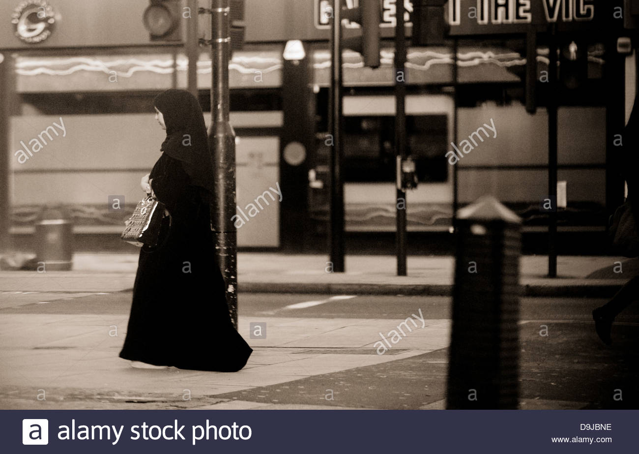 Full Burka Stock Photos & Full Burka Stock Images - Alamy