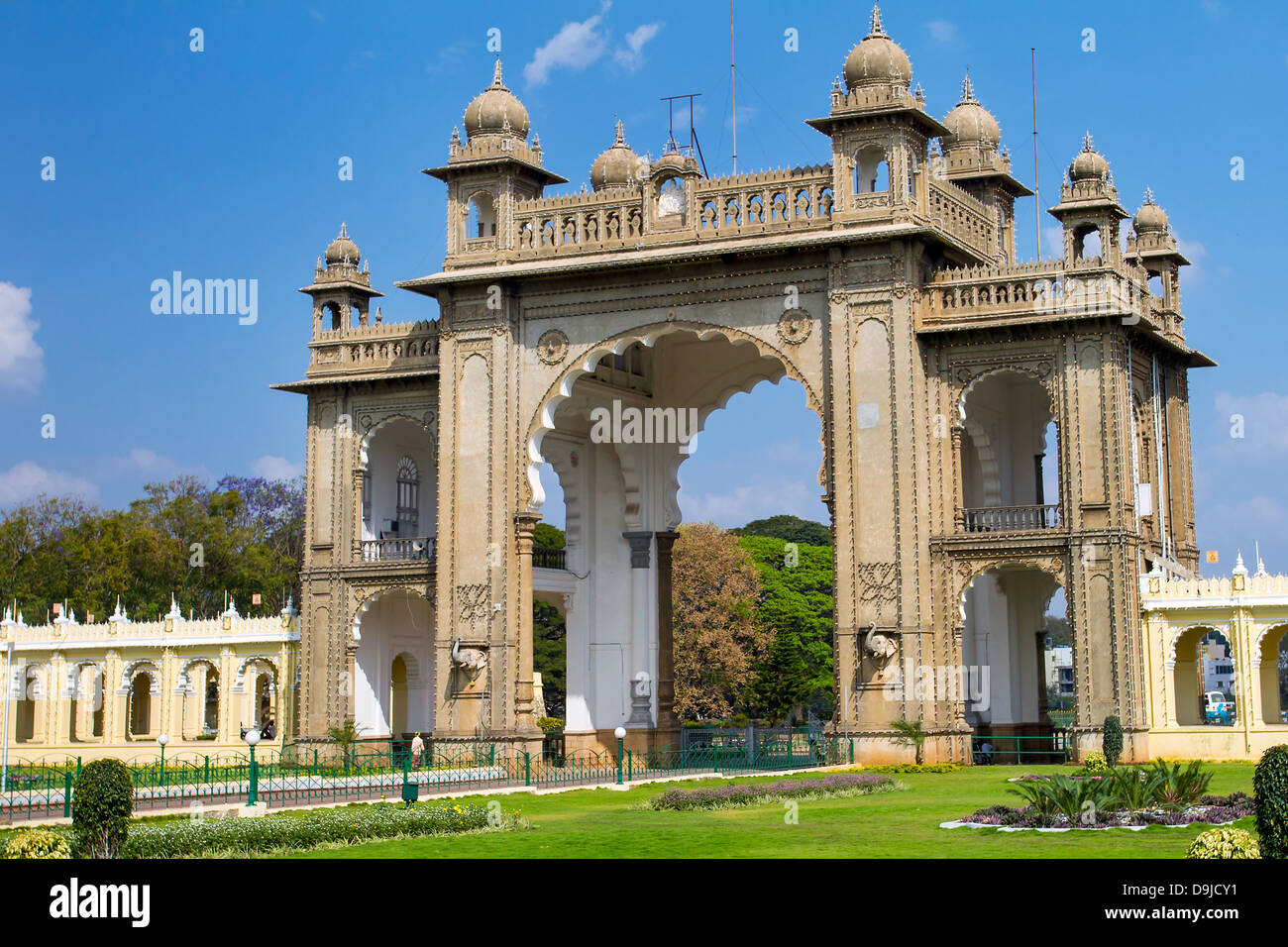 The Eastern gate of the Mysore Palace. Karnataka, India Stock Photo - Alamy
