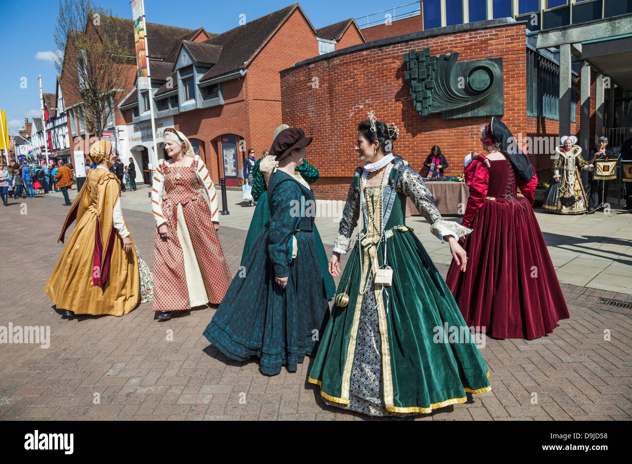 Tudor dance hi-res stock photography and images - Alamy