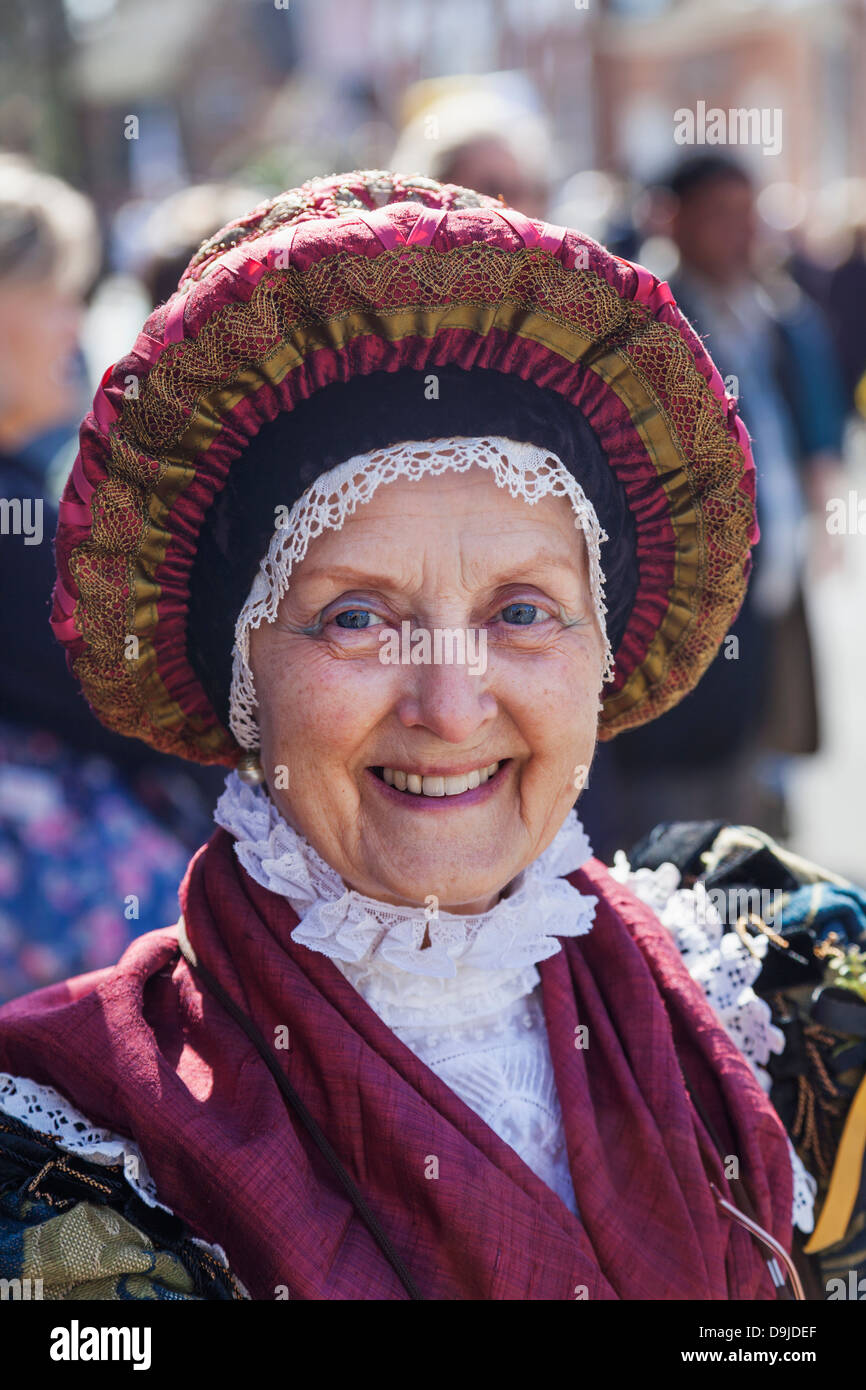 Tudor woman hi-res stock photography and images - Alamy