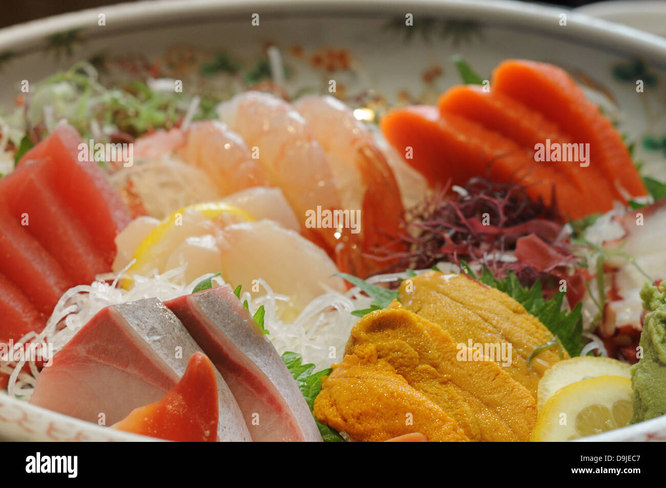 Sea urchin sashimi hi-res stock photography and images - Alamy