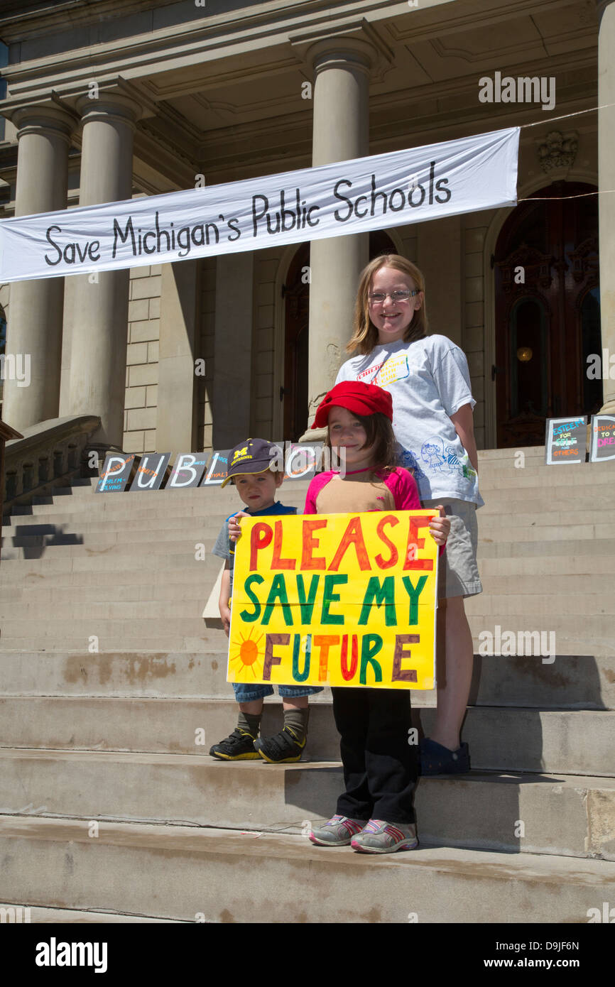 Save our schools usa hi-res stock photography and images - Alamy