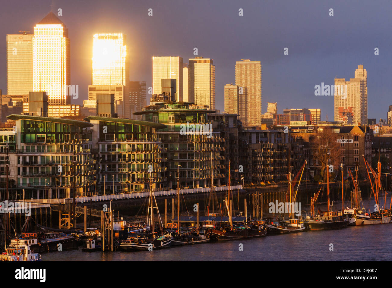 England, London, River Thames and Canary Wharf Skyline at Dusk Stock ...
