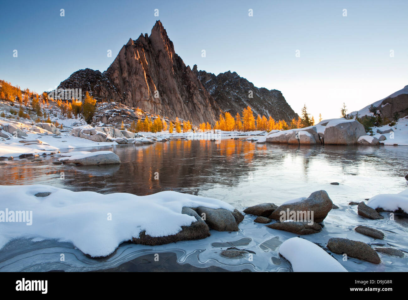 Prusik Peak above frozen Gnome Tarn after an early snow storm ...