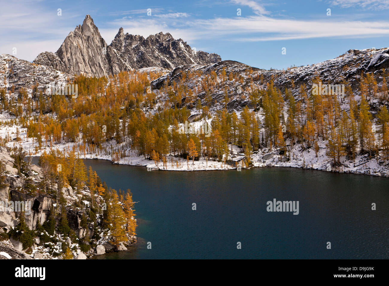 Perfection lake alpine lakes hi-res stock photography and images - Alamy