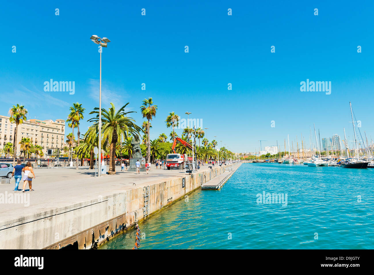 Espana yacht mast hi-res stock photography and images - Alamy