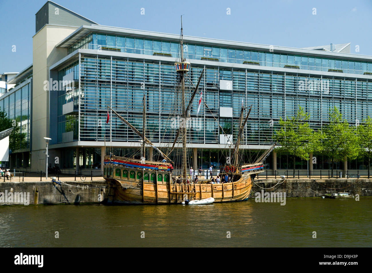 Cabots ship mathew hi-res stock photography and images - Alamy