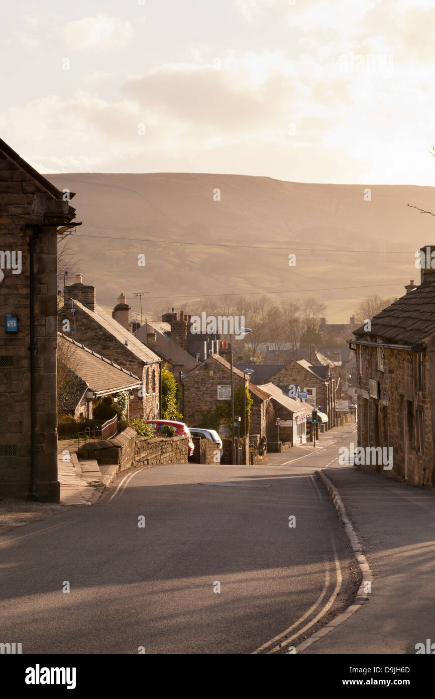 Hathersage village hi-res stock photography and images - Alamy