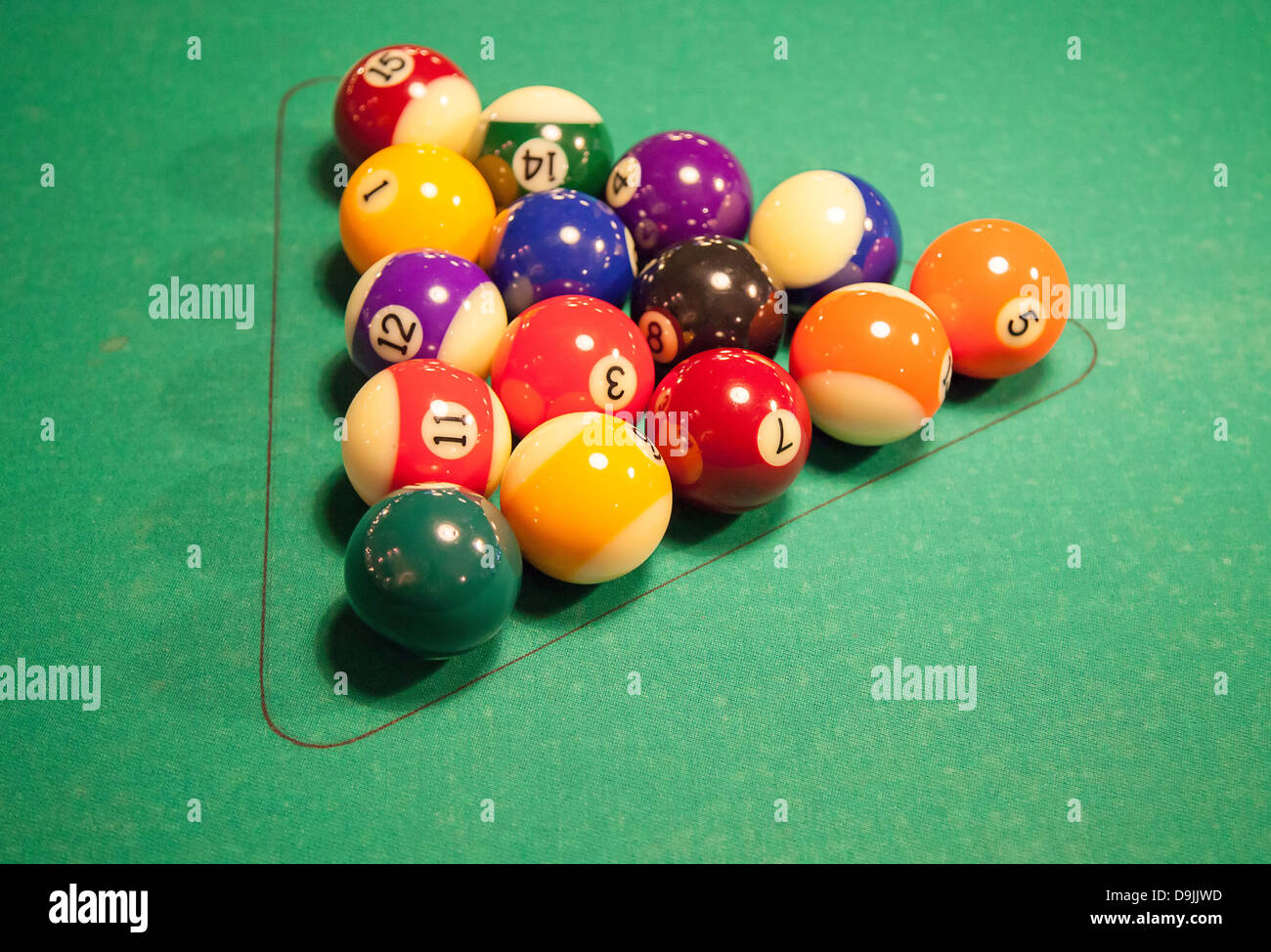 Eight ball shot red hi-res stock photography and images - Alamy