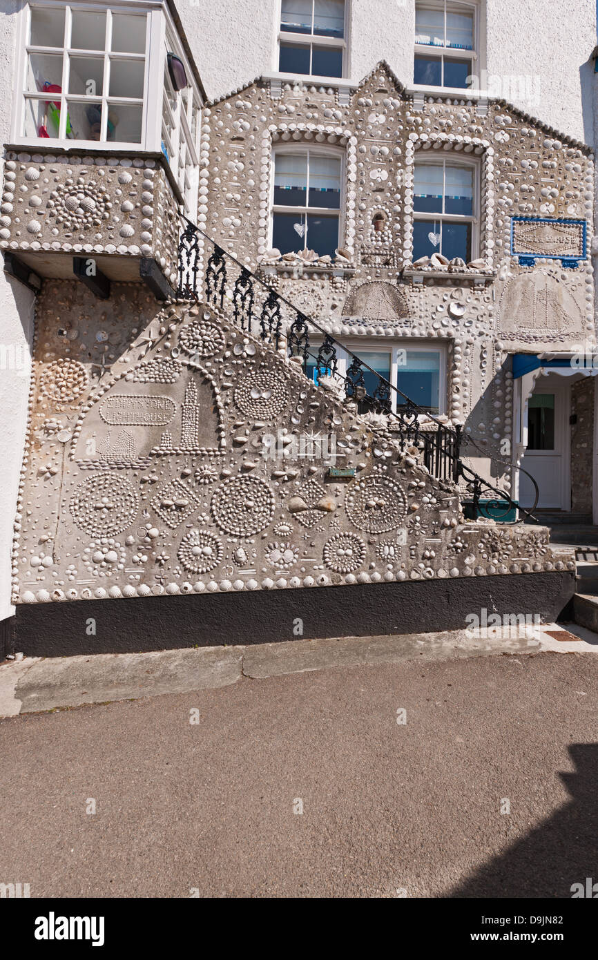 Shell house polperro cornwall hi-res stock photography and images - Alamy