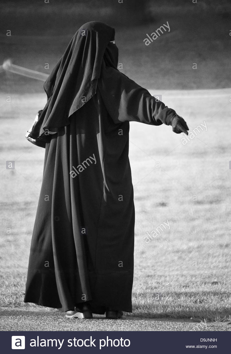Full Burka Stock Photos & Full Burka Stock Images - Alamy