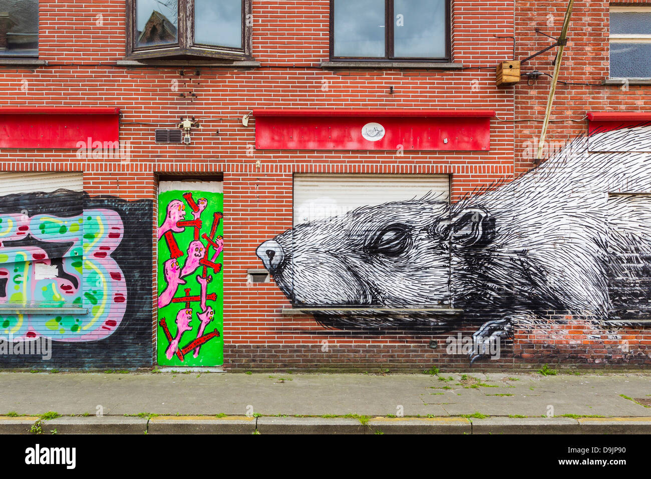Rat mural hi-res stock photography and images - Alamy
