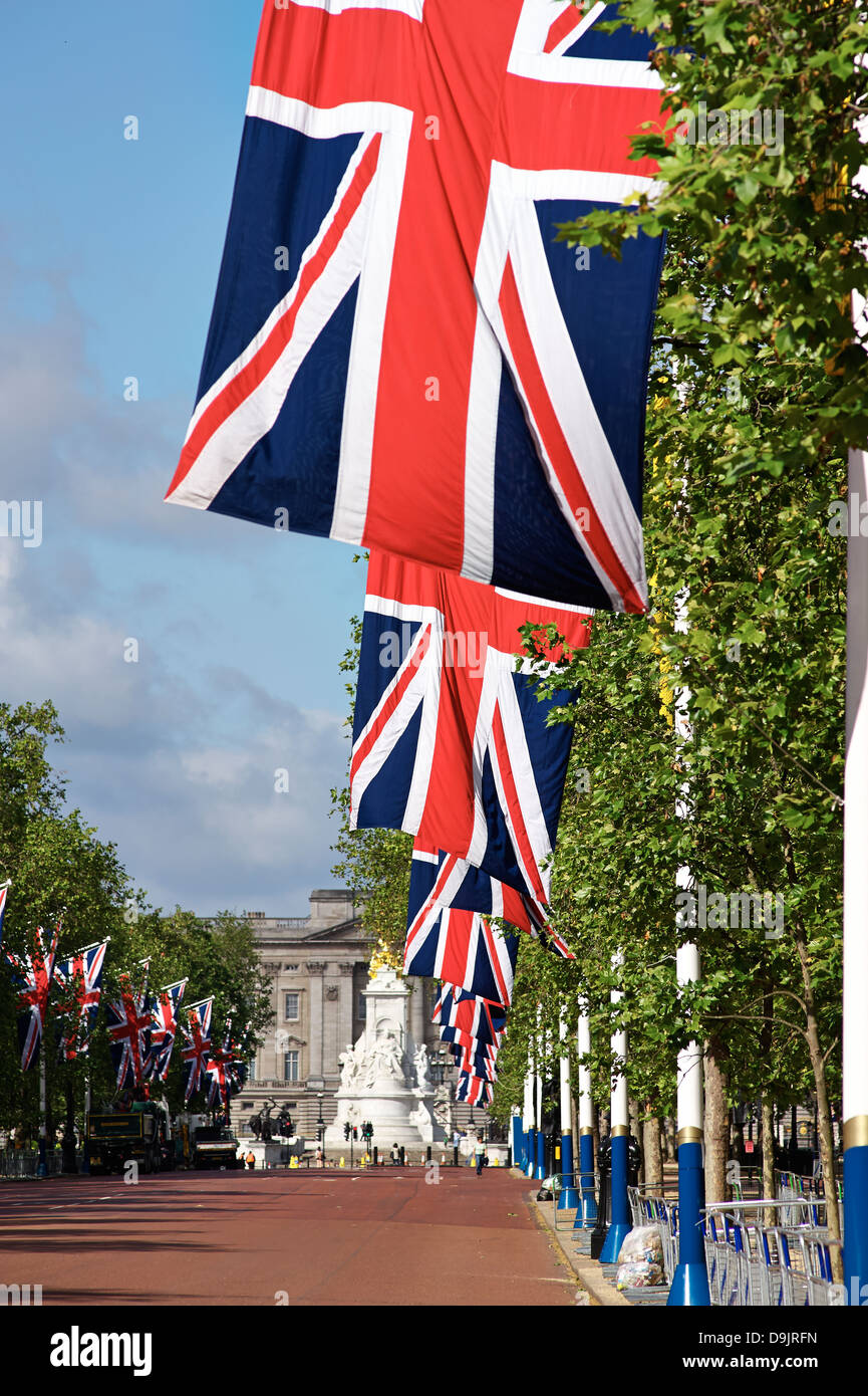 St James Park Mall Flags High Resolution Stock Photography and Images ...