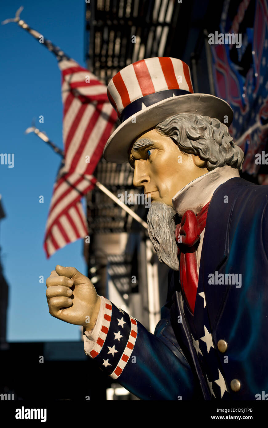Uncle sam statue hi-res stock photography and images - Alamy