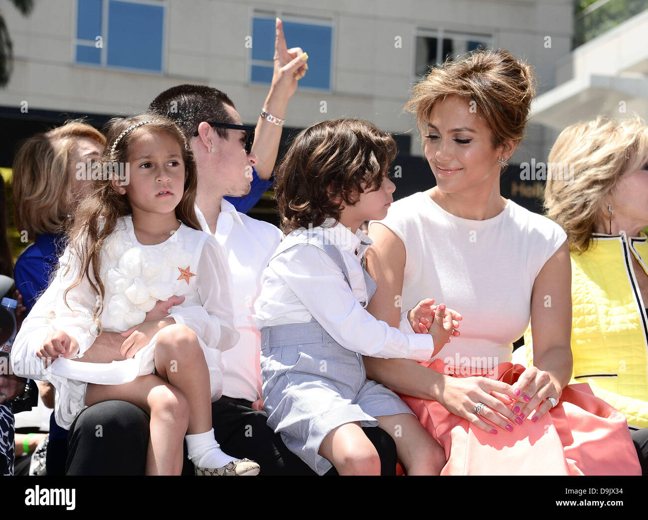 Jennifer Lopez Babies 2013