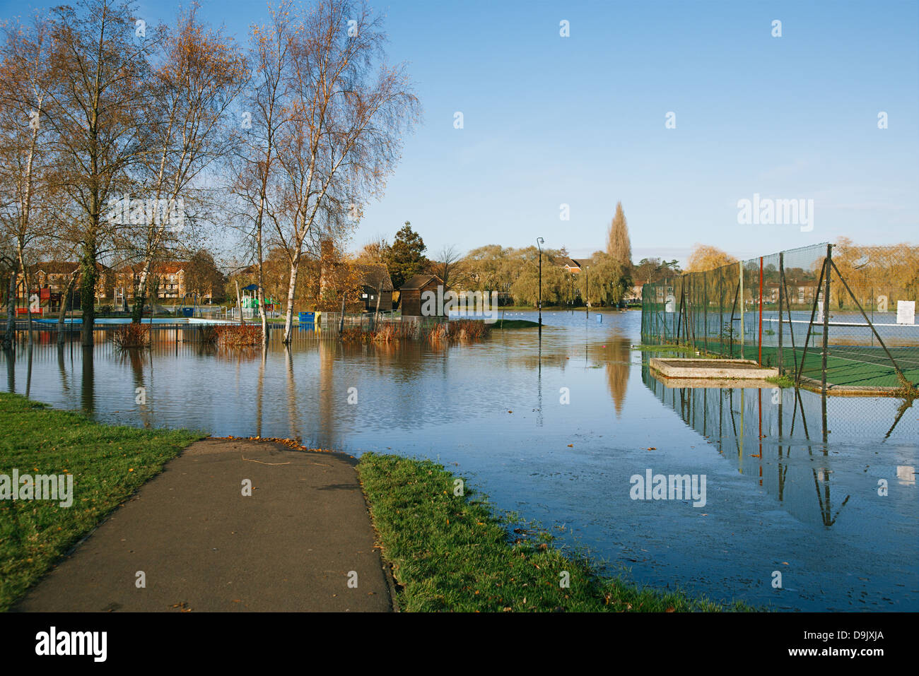 Flood water in reading hi-res stock photography and images - Alamy