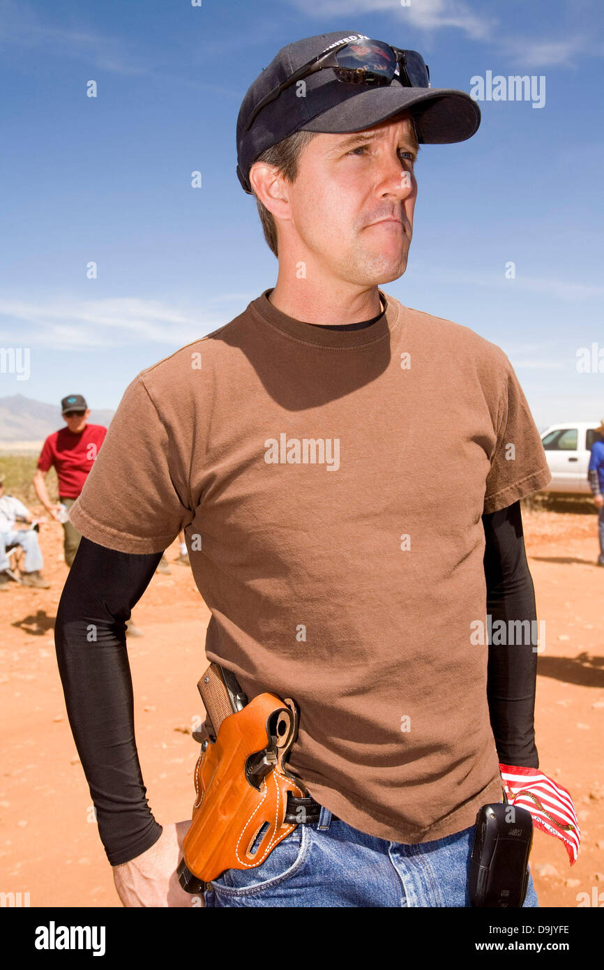 Chris Simcox, the co-founder of the border patrol group the Minuteman ...