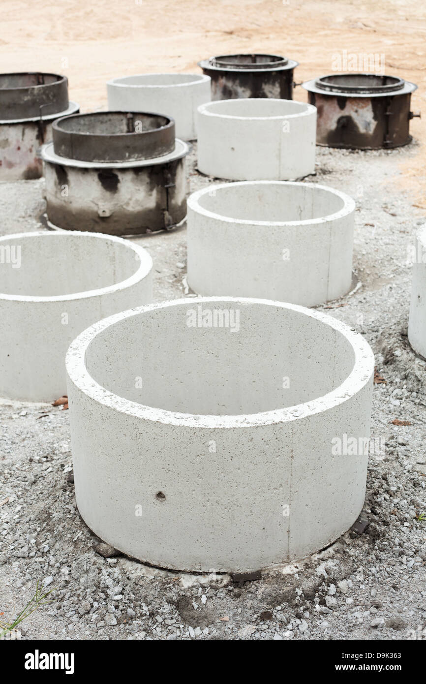 Concrete tube hi-res stock photography and images - Alamy