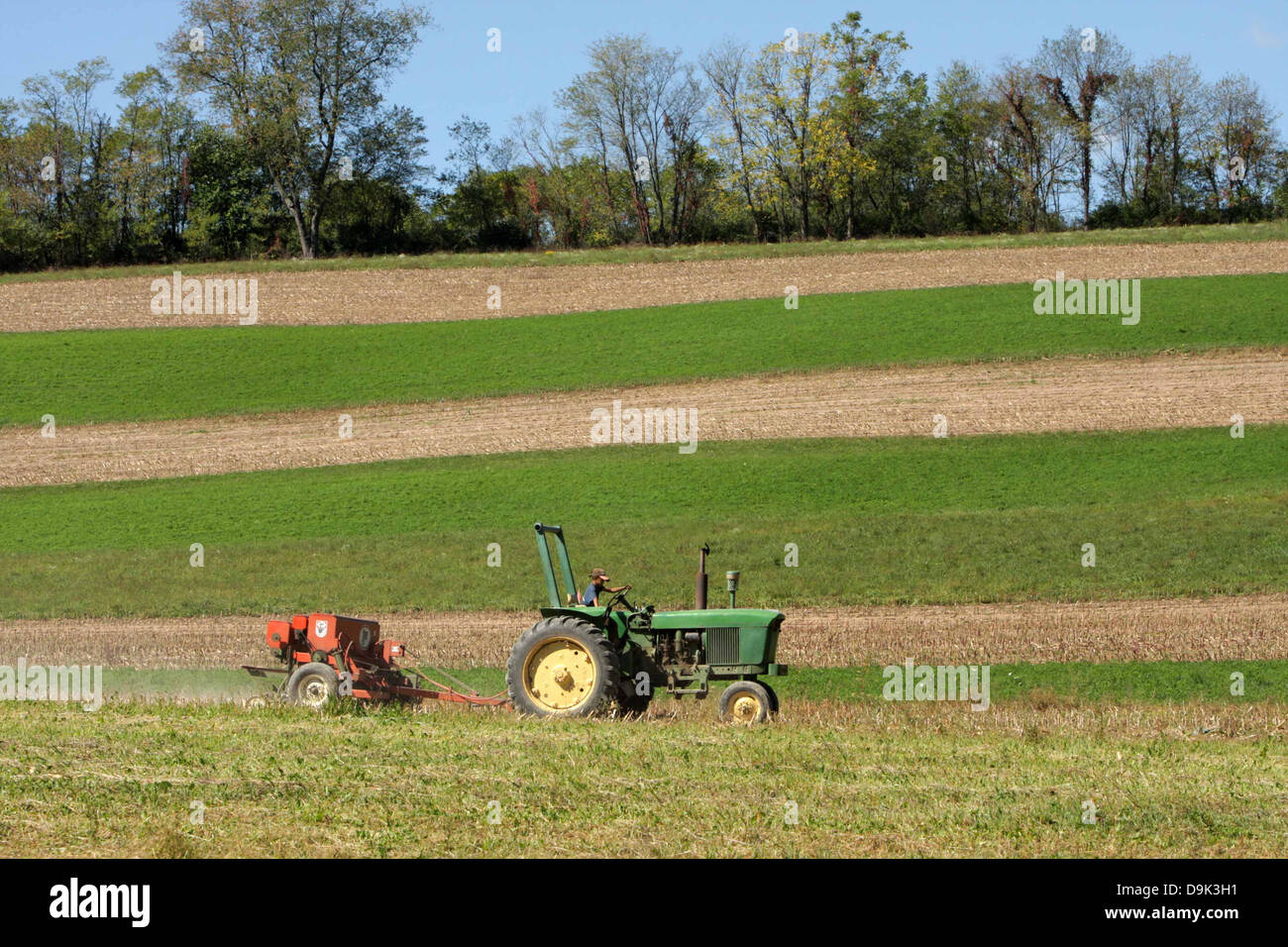 Tree planting tractor planting machine hi-res stock photography and ...