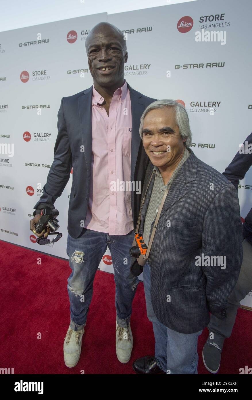 Seal singer photographer hi-res stock photography and images - Alamy