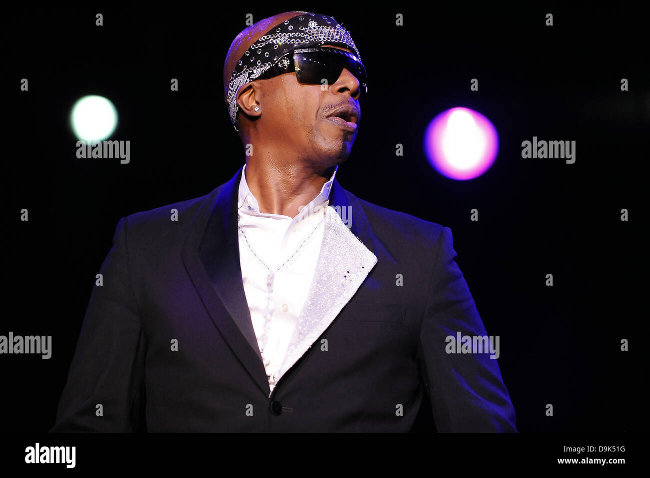 Mc hammer dance hi-res stock photography and images - Alamy