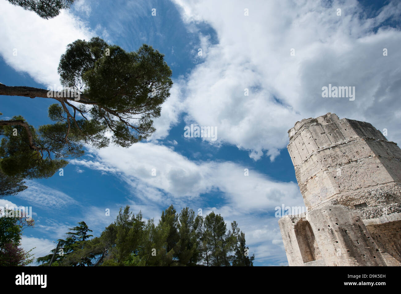 Tour Magne, Roman tower and landmark in the Jardins de la Fontaine ...