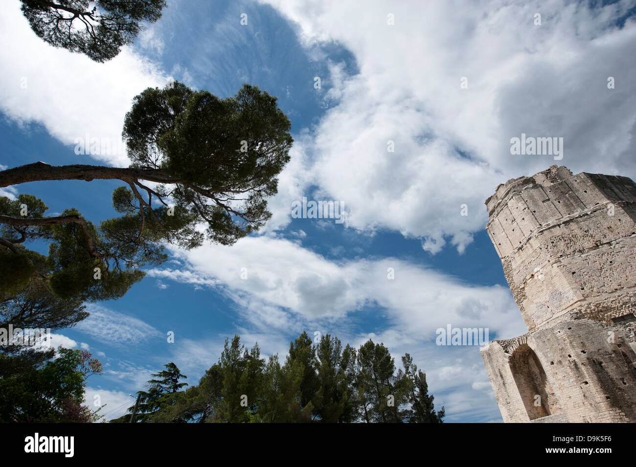 Tour Magne, Roman tower and landmark in the Jardins de la Fontaine ...
