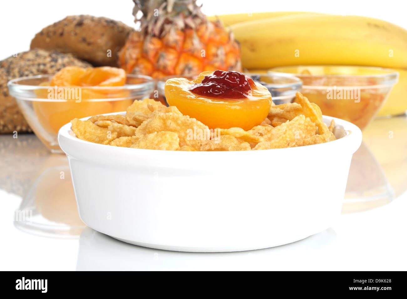 Cornflakes with fruit Stock Photo - Alamy