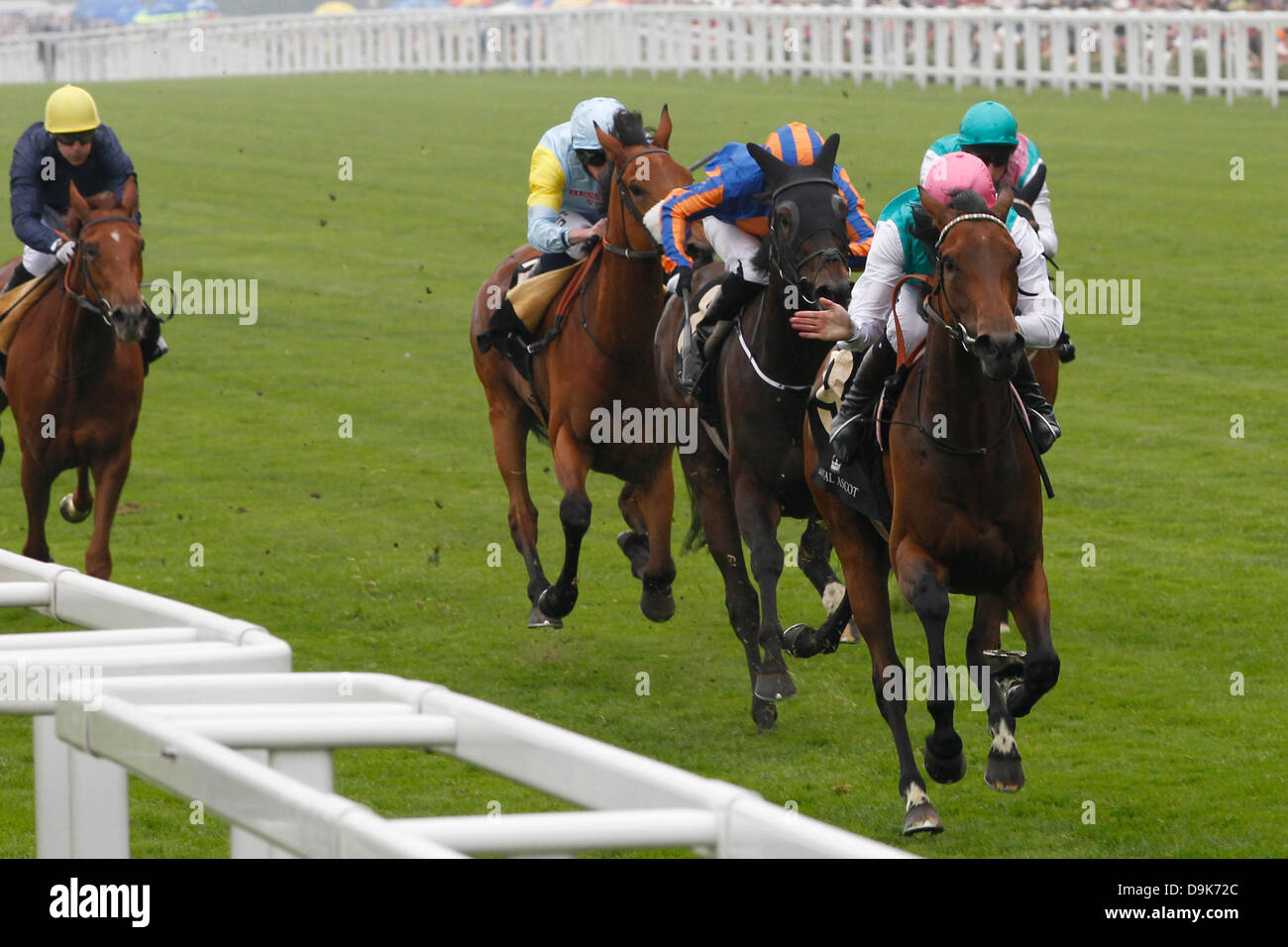 Ascot cap hi-res stock photography and images - Alamy