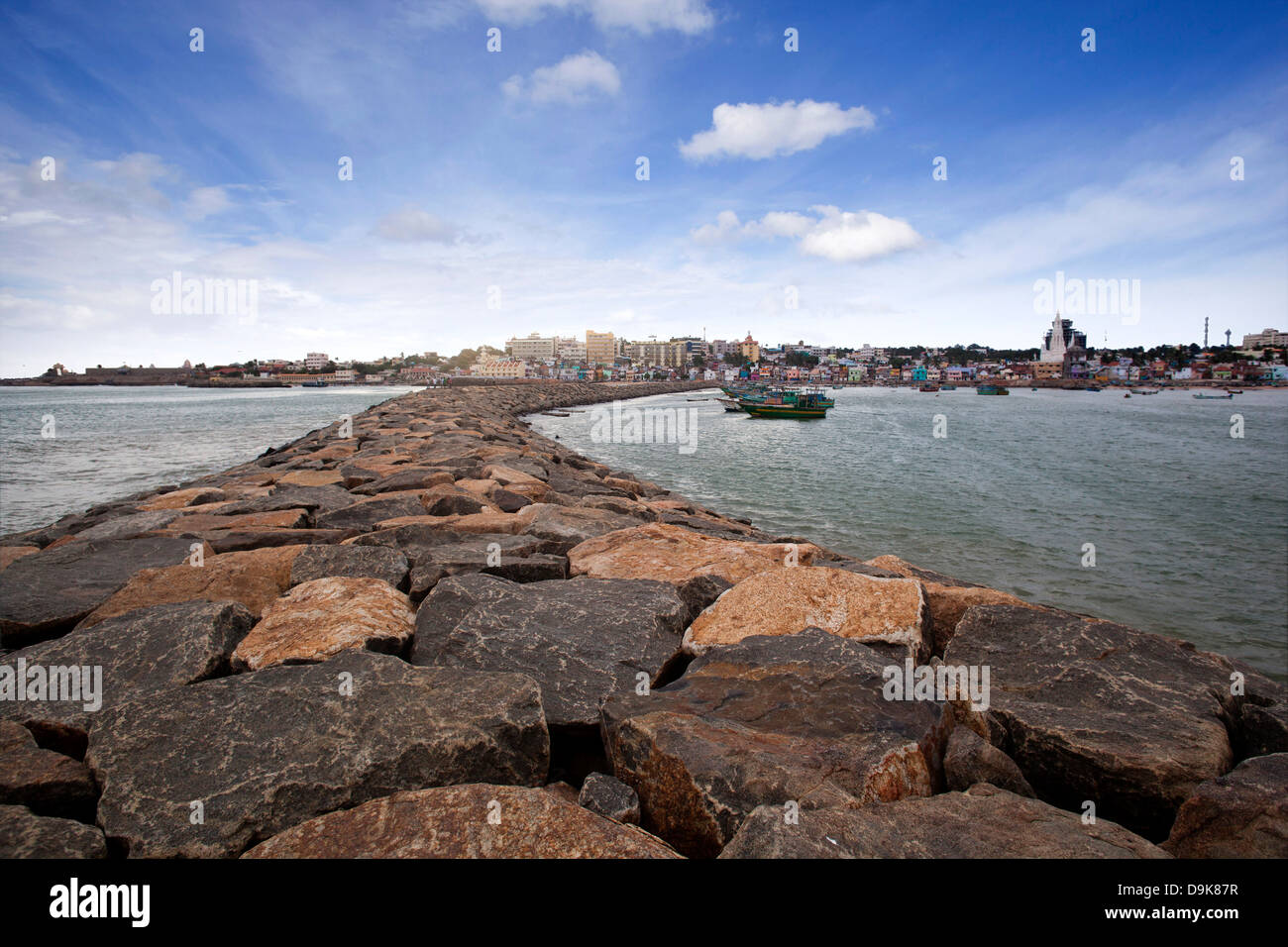 Jetty in the sea hi-res stock photography and images - Alamy