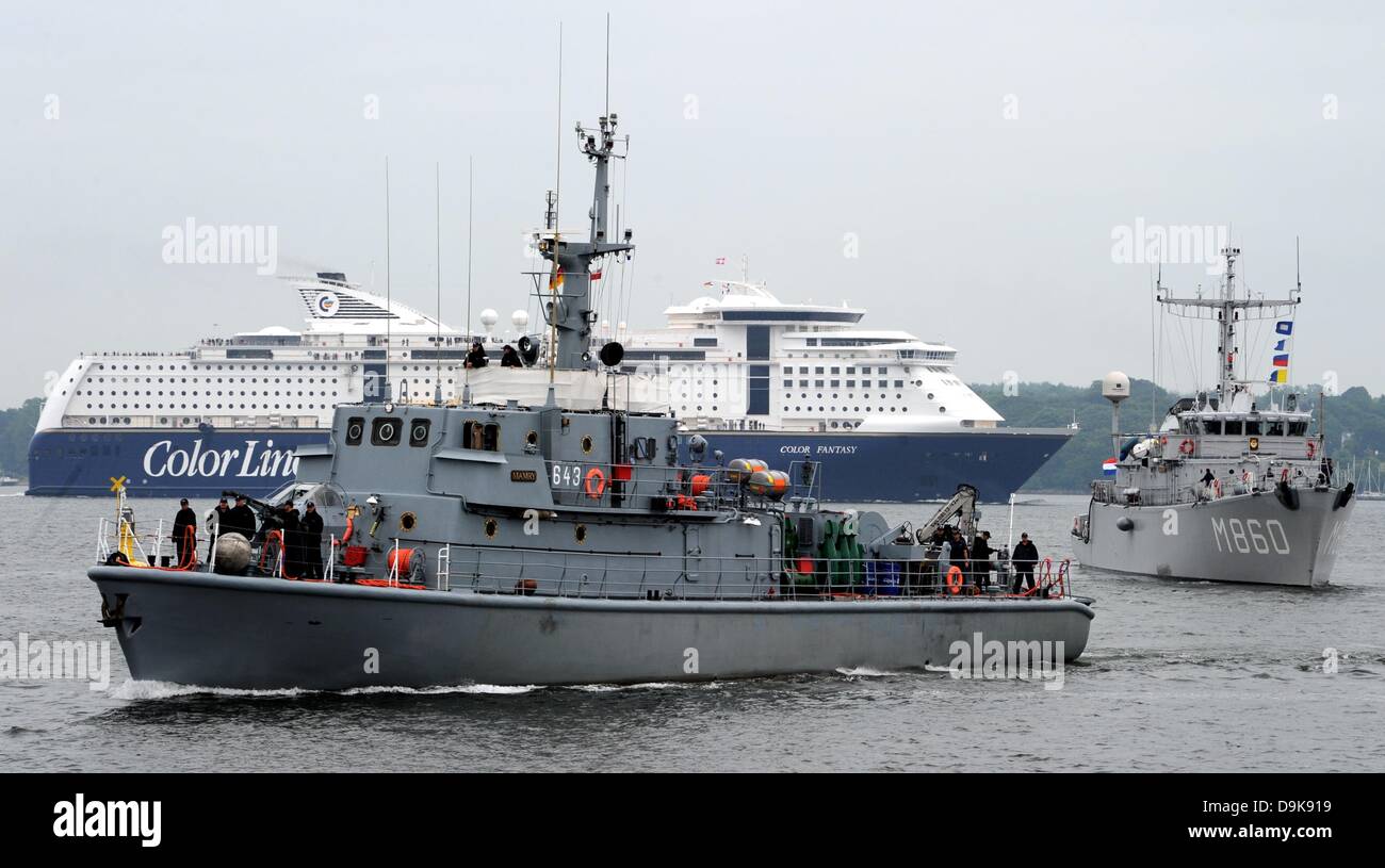 Visit minesweepers hi-res stock photography and images - Alamy