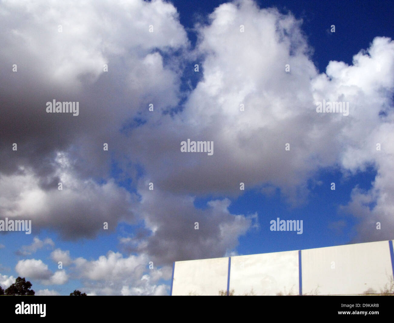 clouds sky wall Stock Photo - Alamy