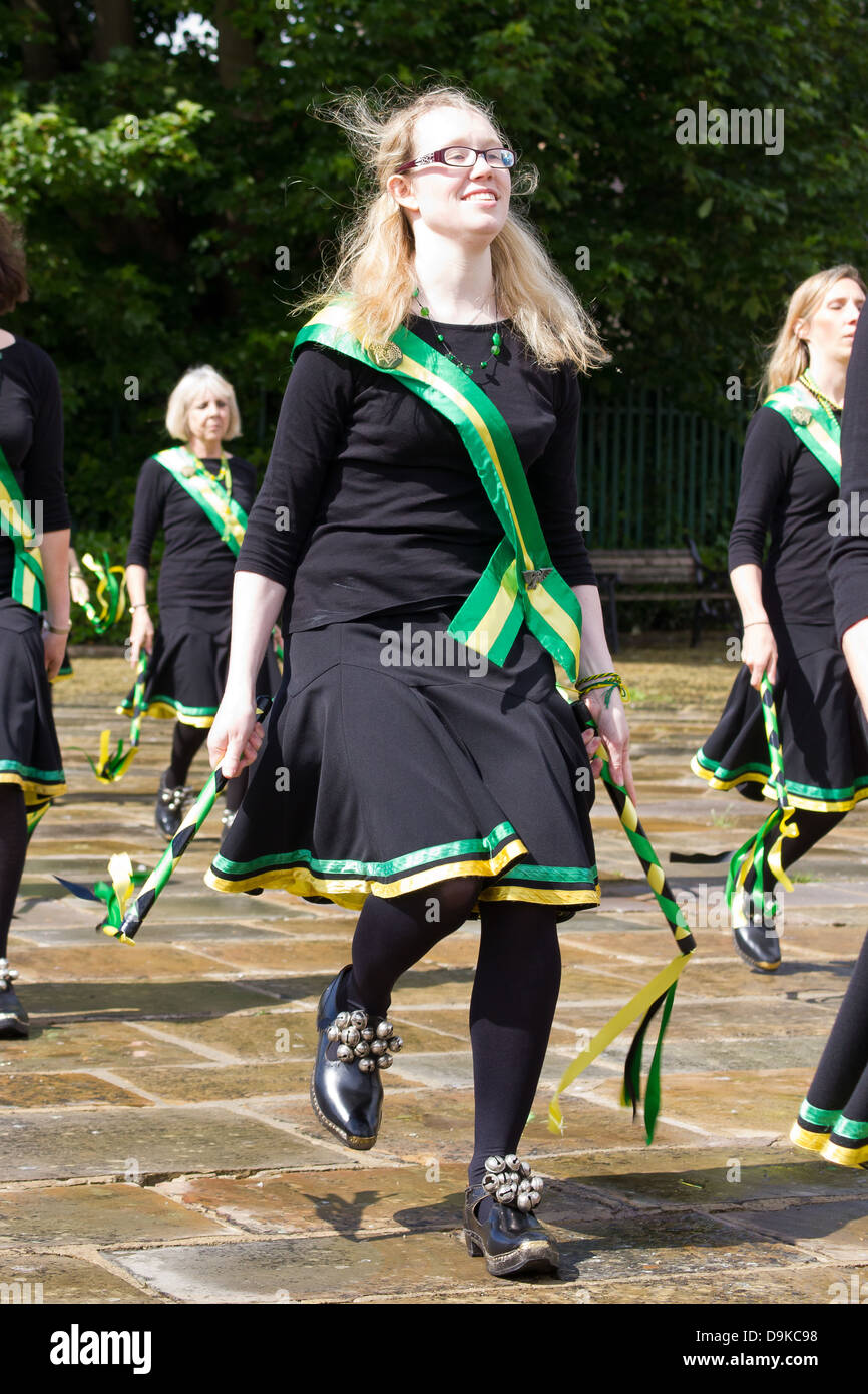 Female morris dancer hi-res stock photography and images - Alamy