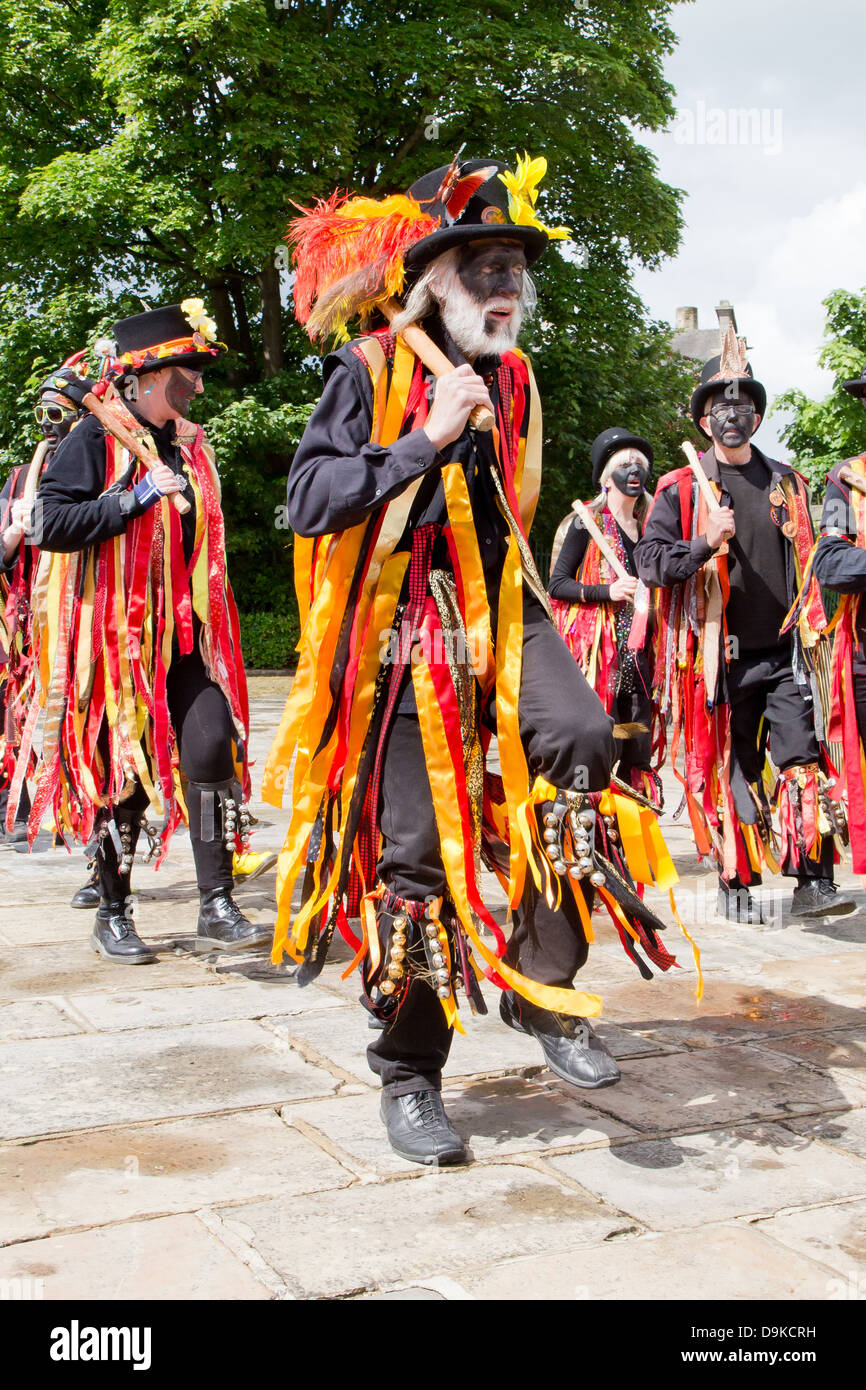 Black faces hi-res stock photography and images - Alamy
