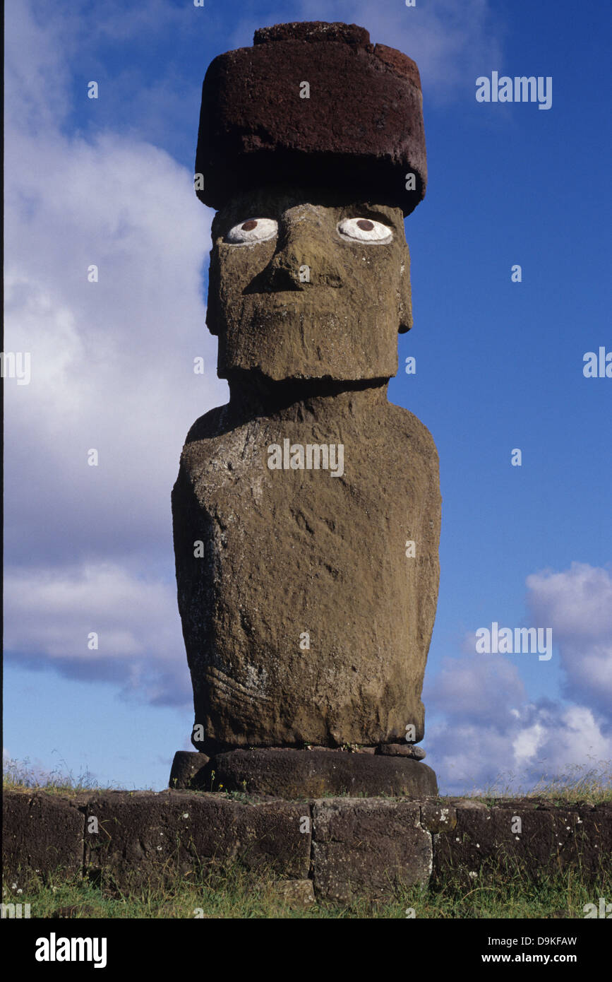 Moai staue at Hanga Roa on Easter Island, Chile Stock Photo - Alamy