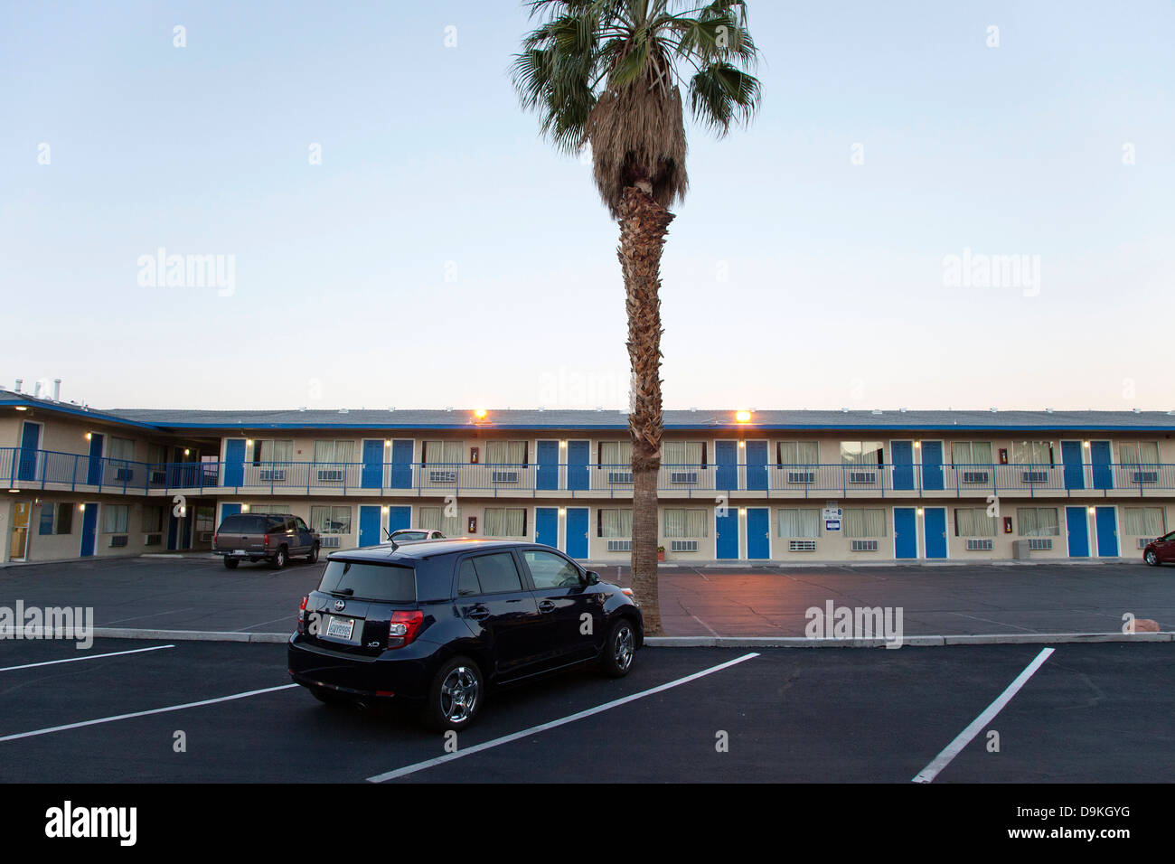 Small motel along Tropicana Blvd. in Las Vegas, Nevada Stock Photo - Alamy