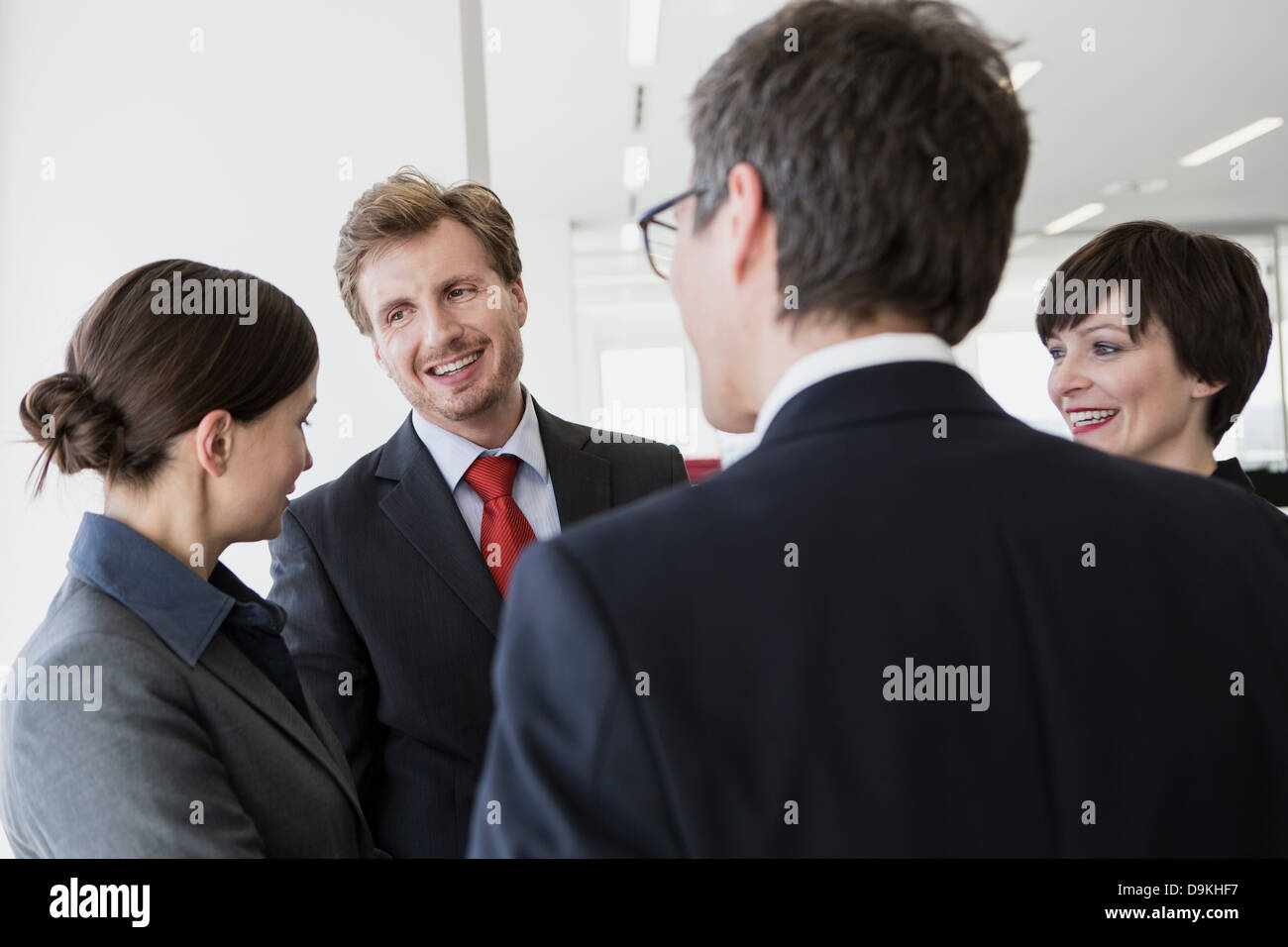 Conversation head hi-res stock photography and images - Alamy