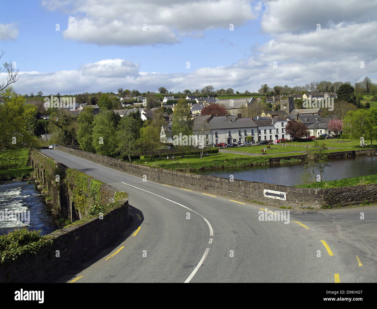 The bridge over the River Nore, village of Inistioge,Ireland Stock ...