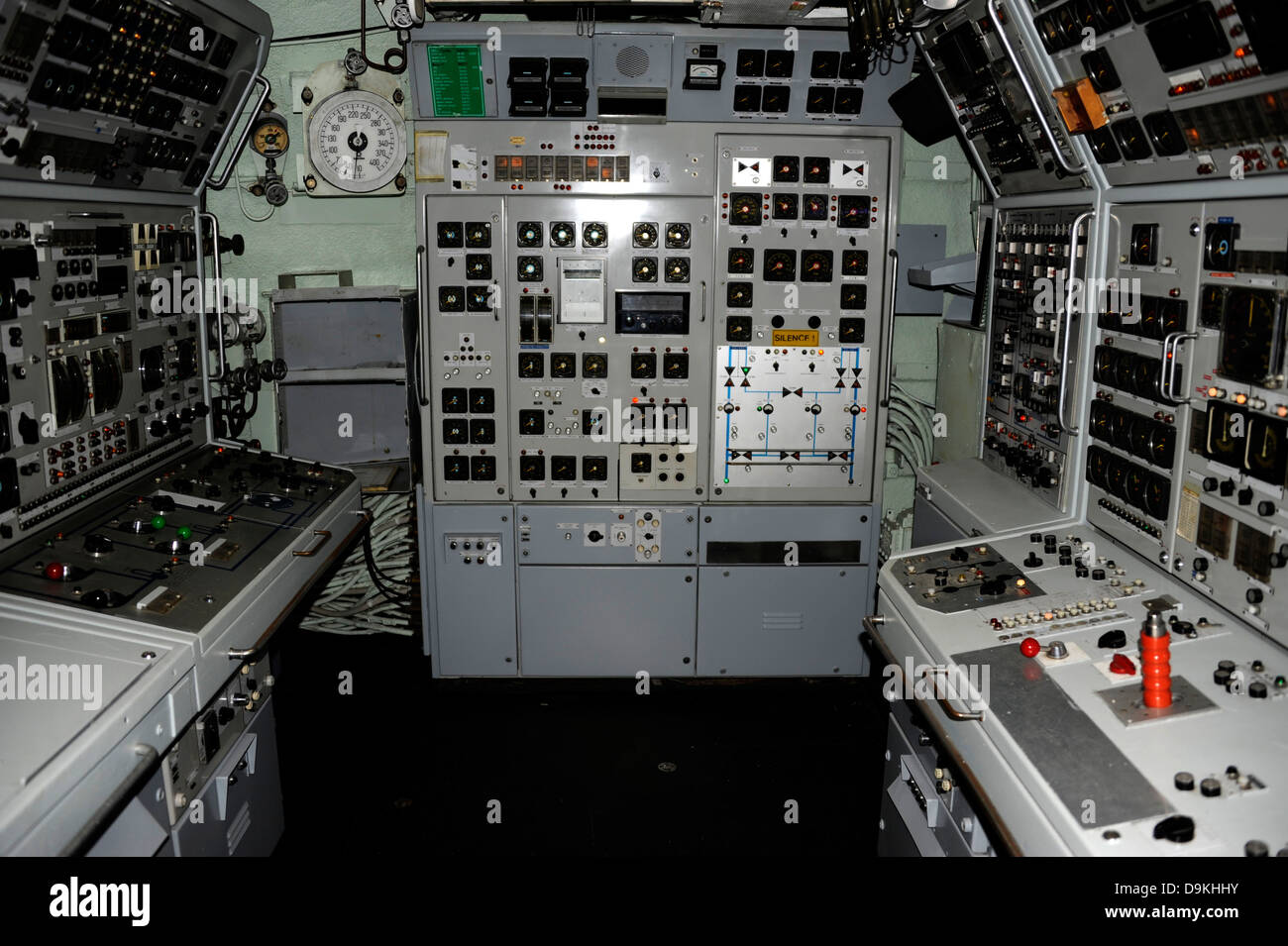 Le Redoutable,Nuclear ballistic missile submarine,La cite de la mer ...