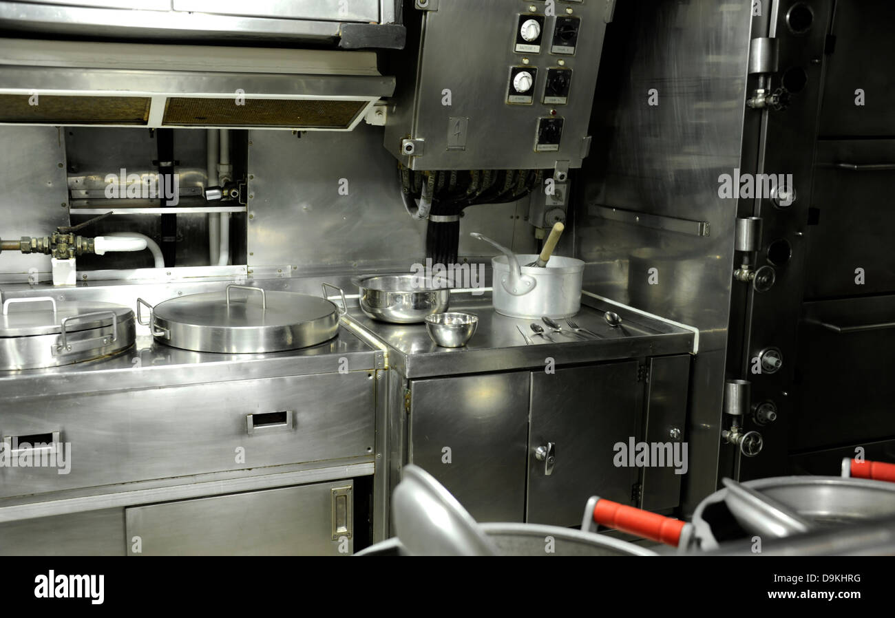 Le Redoutable,Nuclear ballistic missile submarine,La cite de la mer ...