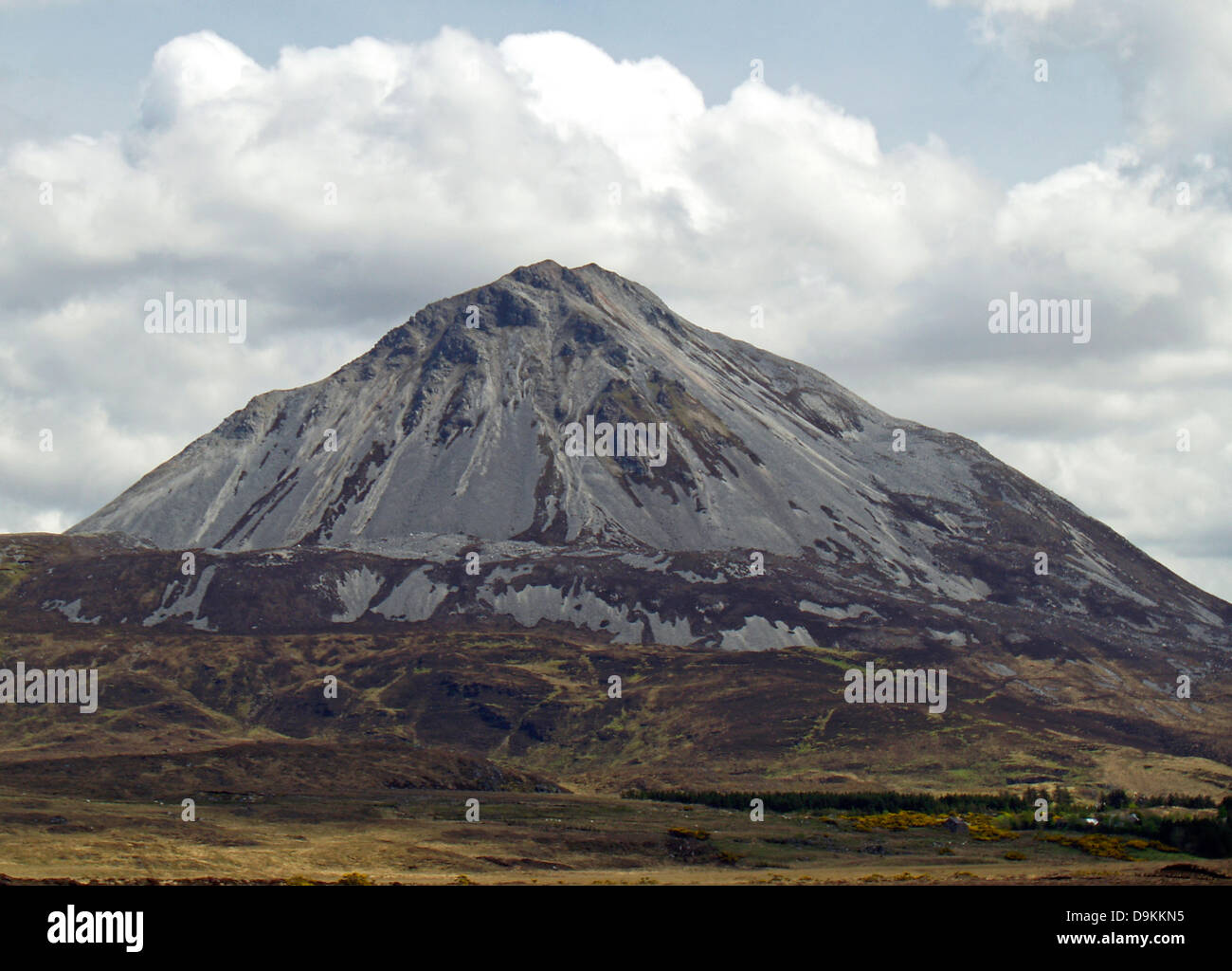 Mount Errigal in the Derryveagh Mountains,Ireland Stock Photo - Alamy