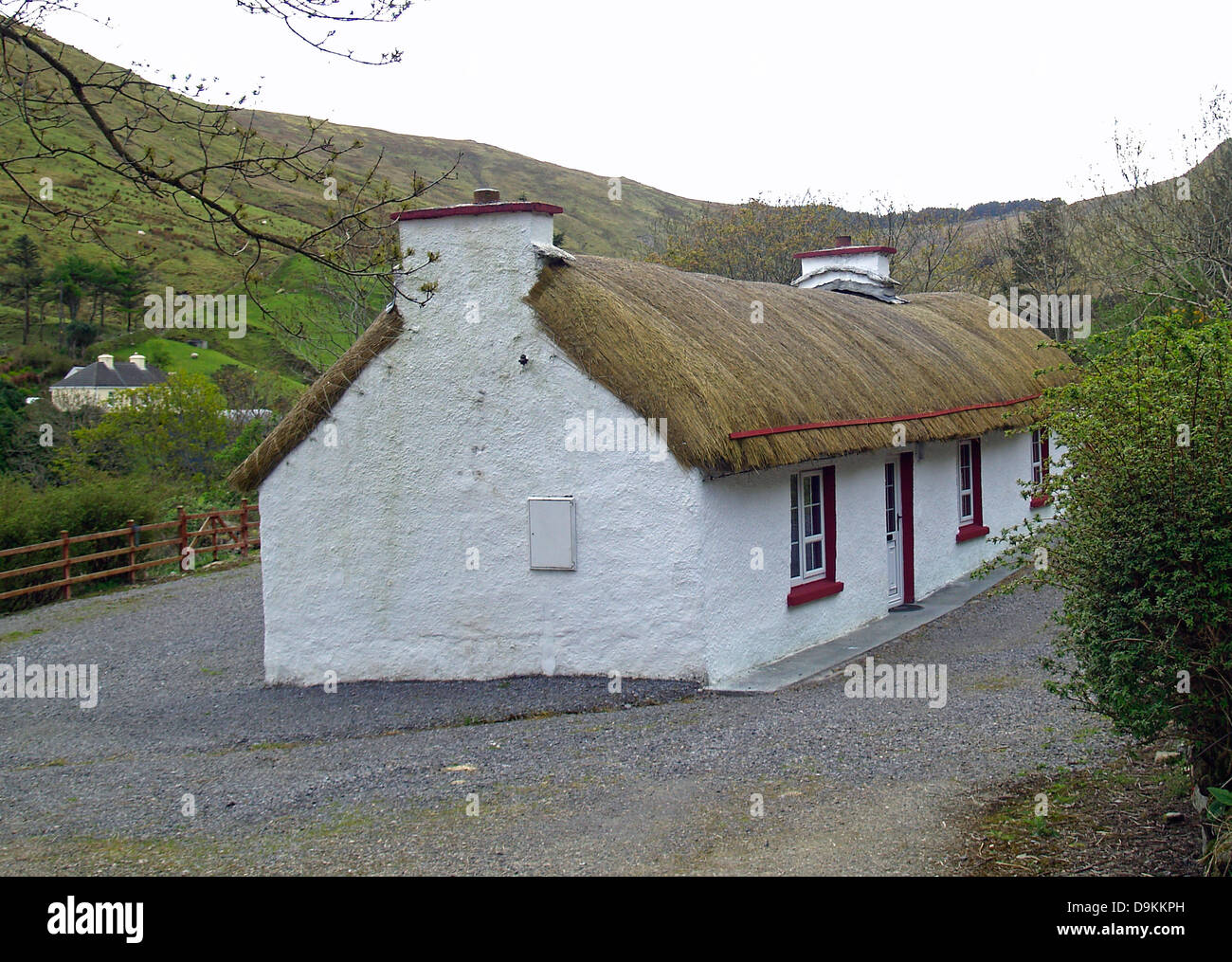 Thatched roof cottage,County Donegal,Ireland Stock Photo - Alamy