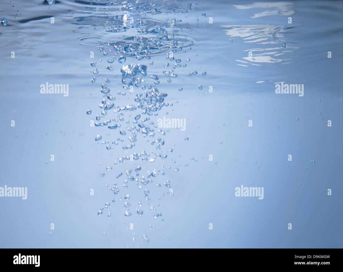 Bubbles rising underwater Stock Photo - Alamy