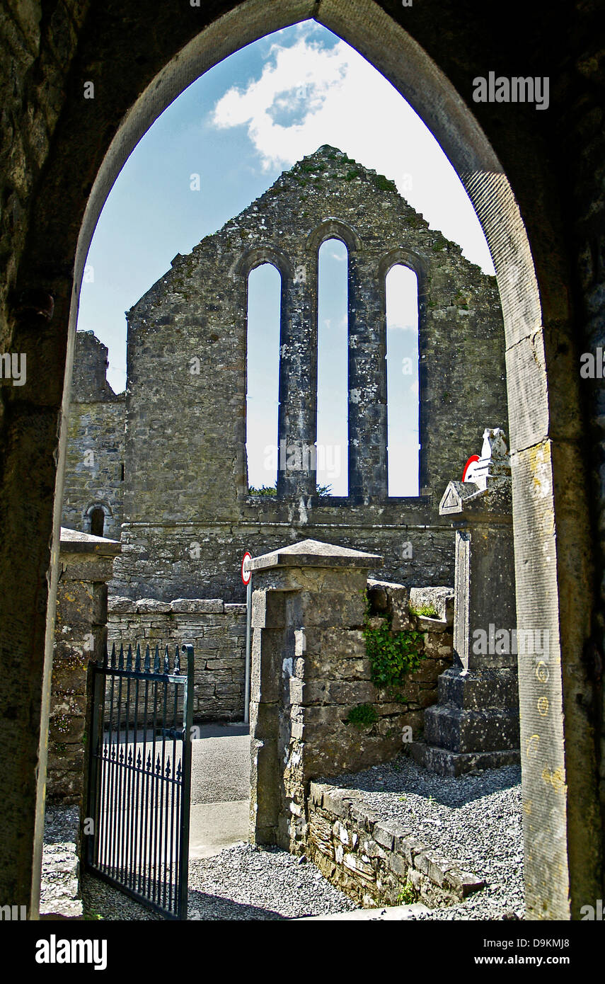 Lancet windows hi-res stock photography and images - Alamy