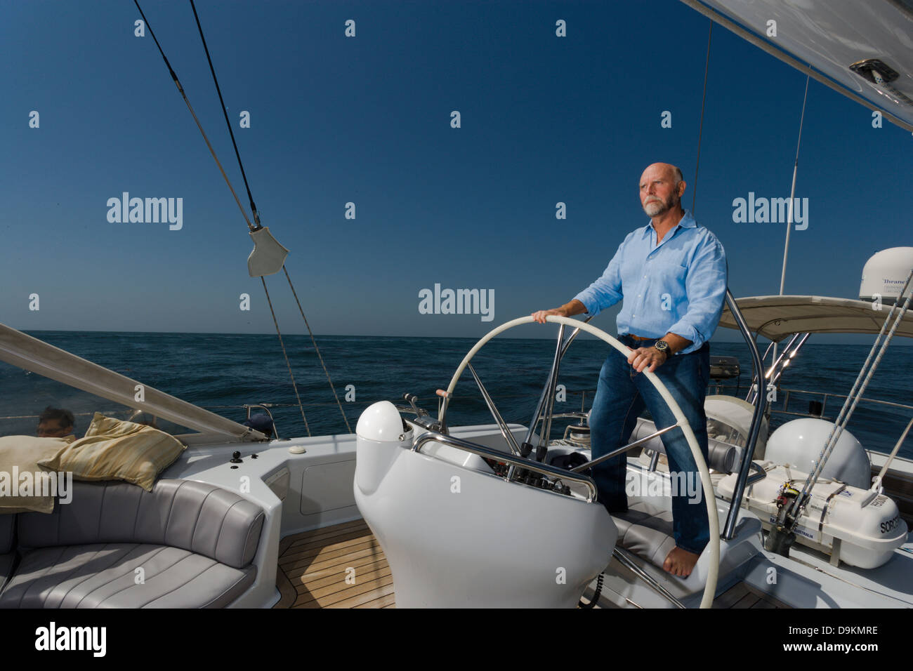Craig venter boat hi-res stock photography and images - Alamy
