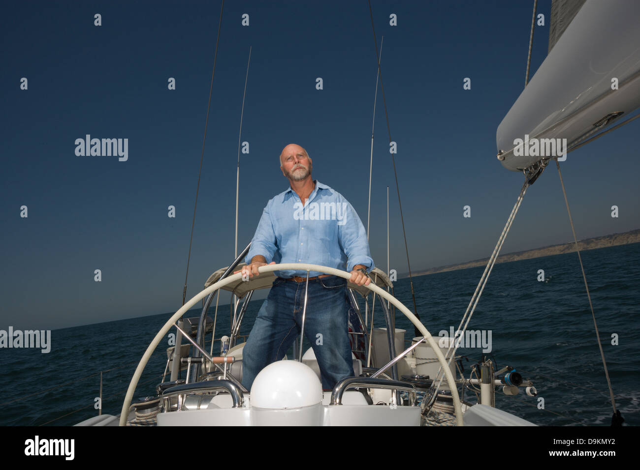 Craig venter boat hi-res stock photography and images - Alamy