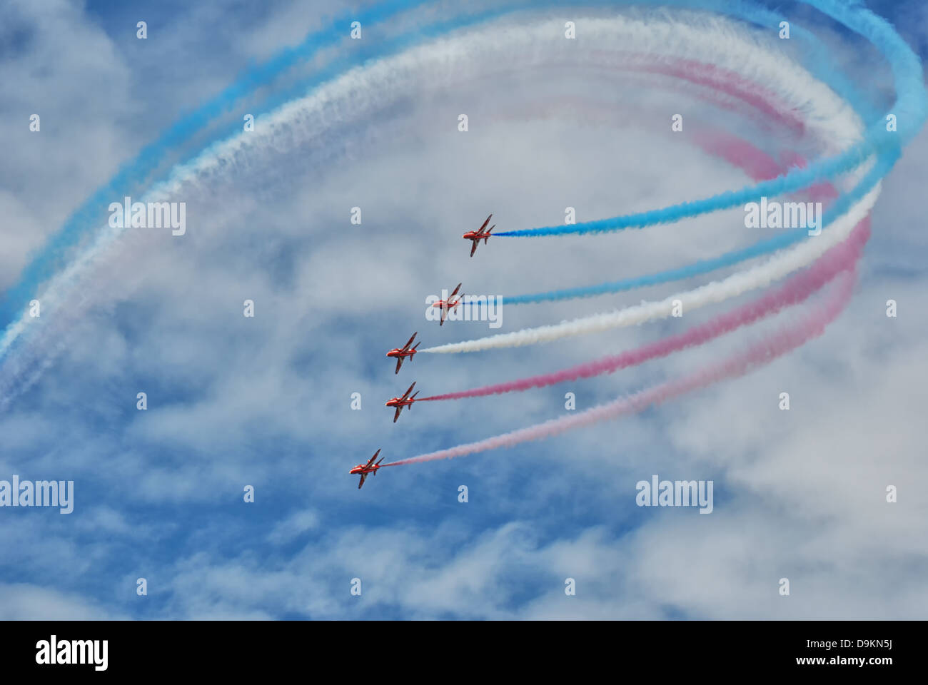 Red Arrows Maneuvers Stock Photo Alamy